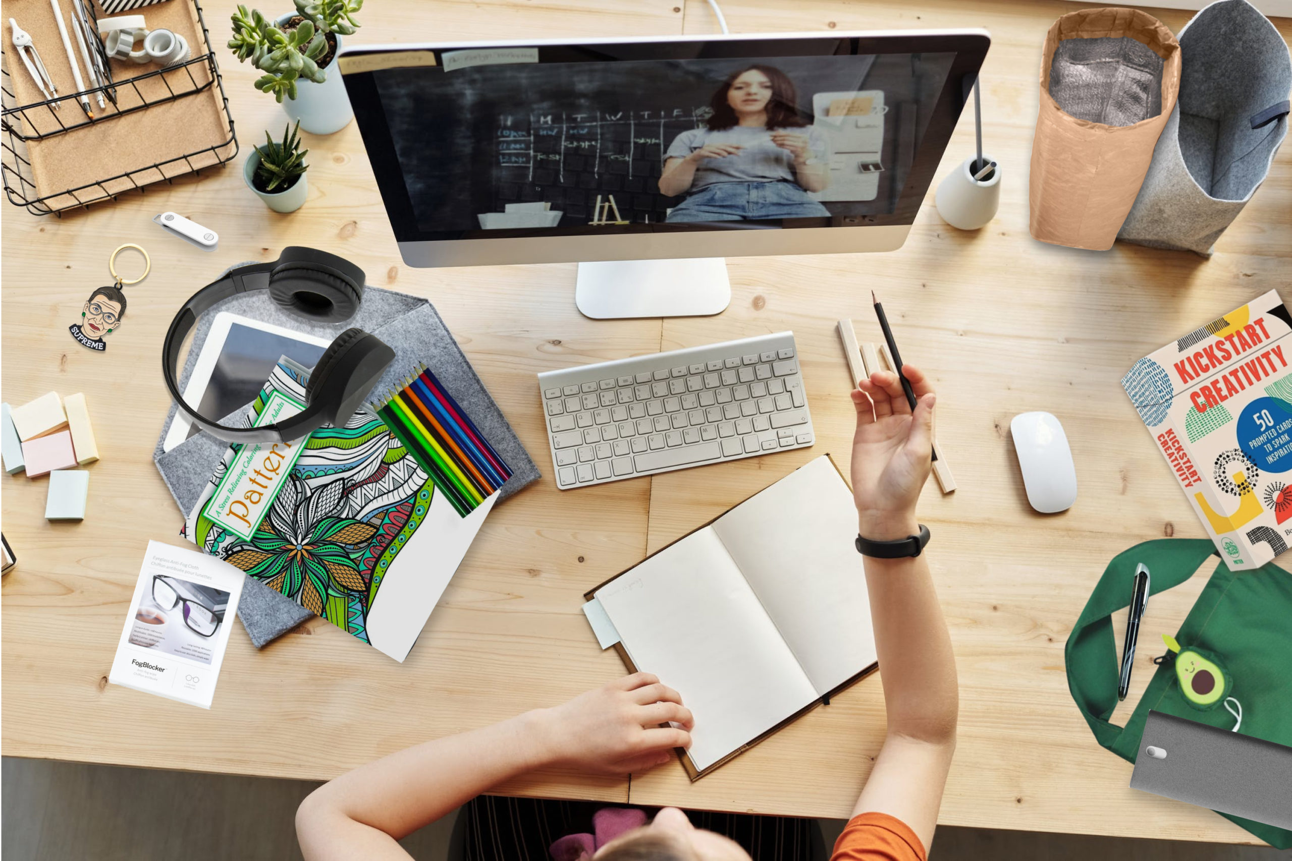 10 Essential Items For work Desk - SnackMagic Blog